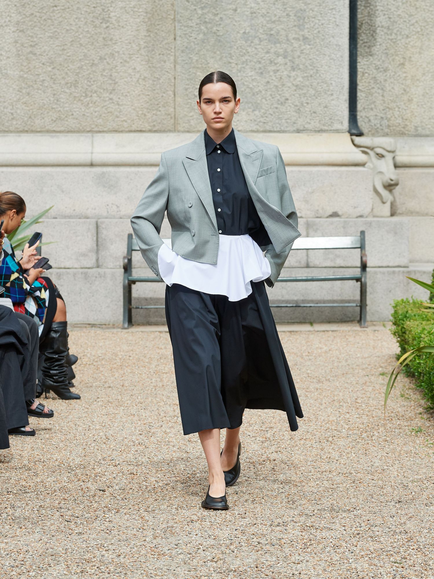 See all the looks from Mark Kenly Domino Tan's SS24 collection at ...