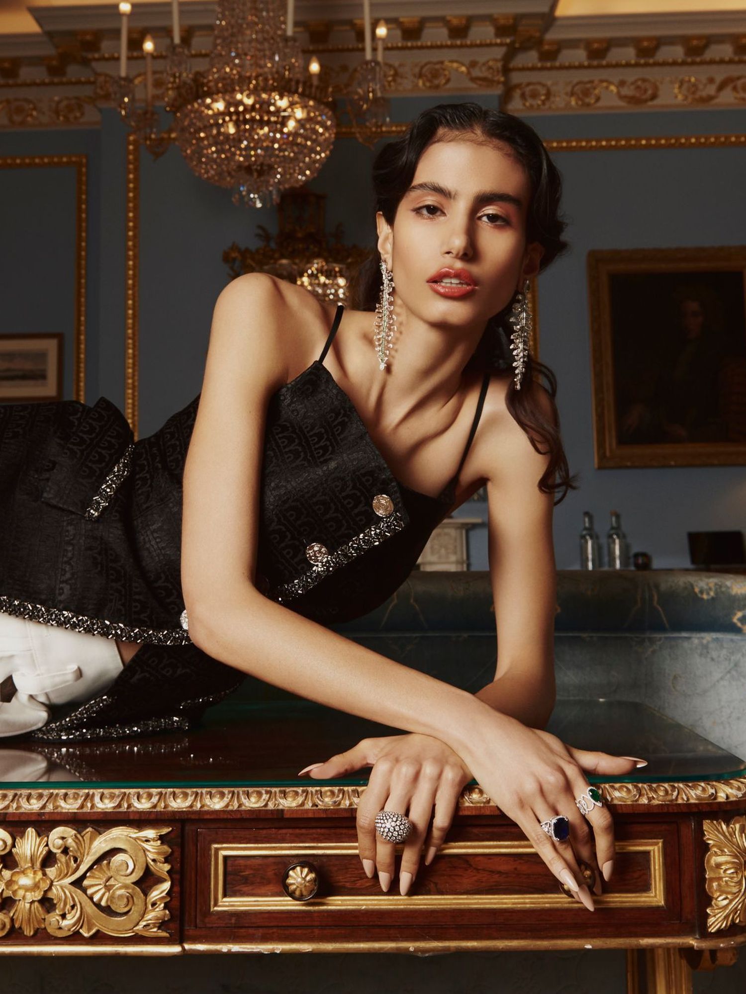 Kings and Queens: the rise of Royalcore makeup - Vogue Scandinavia