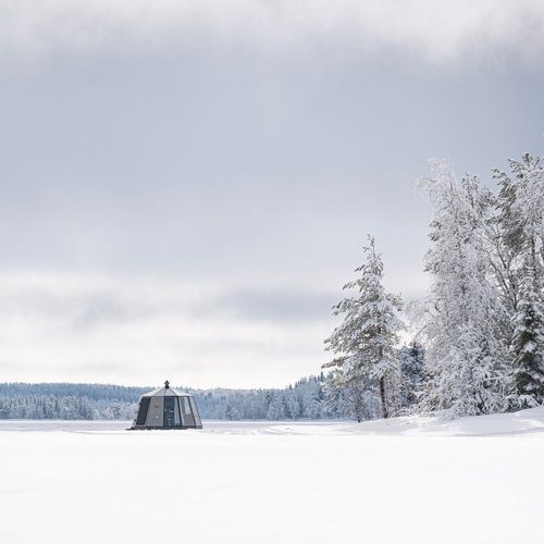 These movable glass igloos are the perfect weekend getaway - Vogue ...