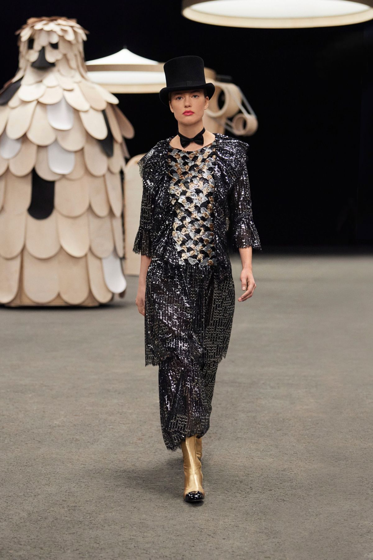 An exclusive look at the savoir-faire of Chanel's new Haute Couture ...