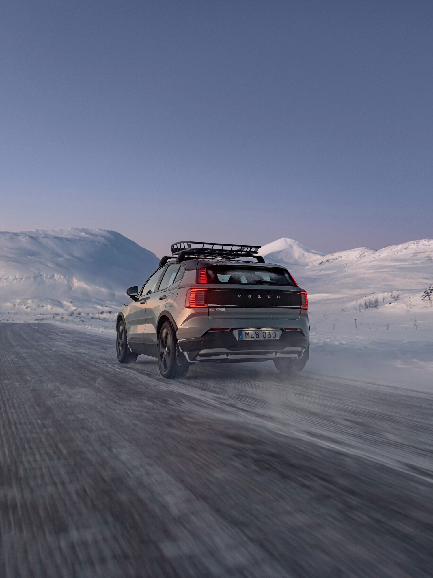 The new Volvo EX30 Cross Country is built to empower even your boldest ...