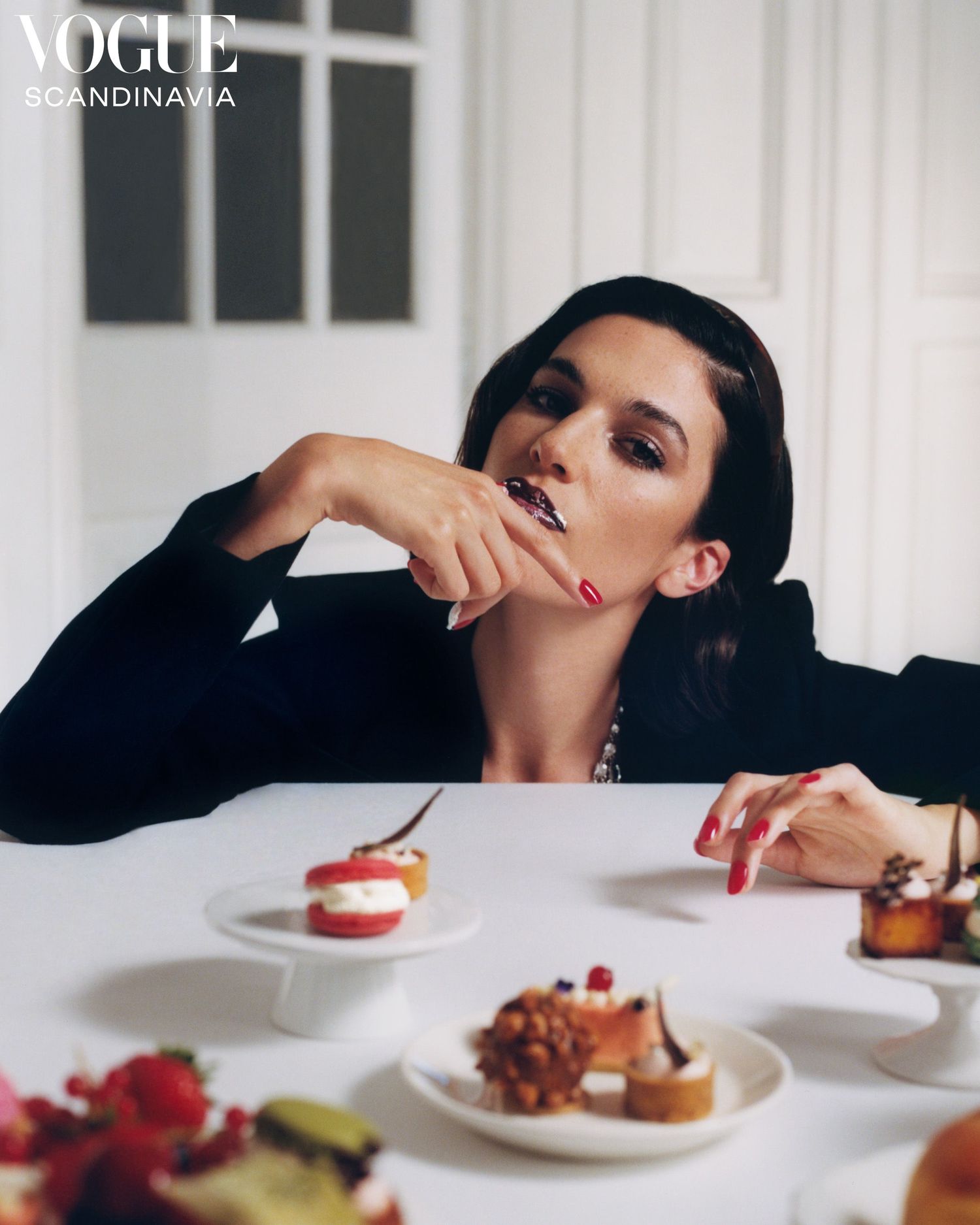 The best time to eat dinner, according to the experts - Vogue Scandinavia