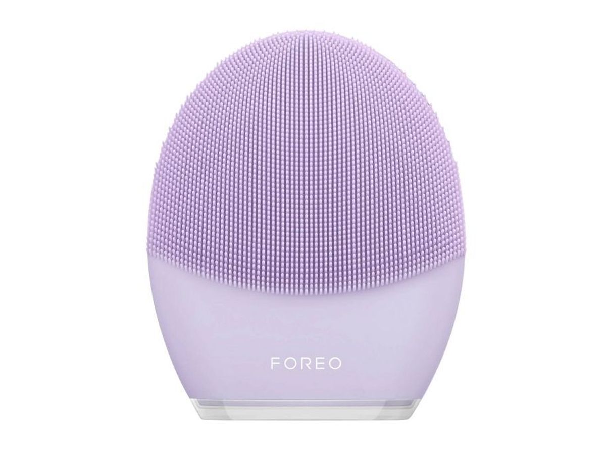 The 10 best beauty gadgets to add some tech into your routine - Vogue ...