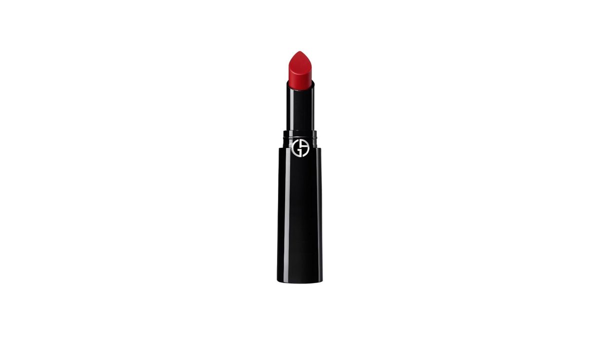 The 6 best lipsticks for a vampish Halloween look and beyond - Vogue ...