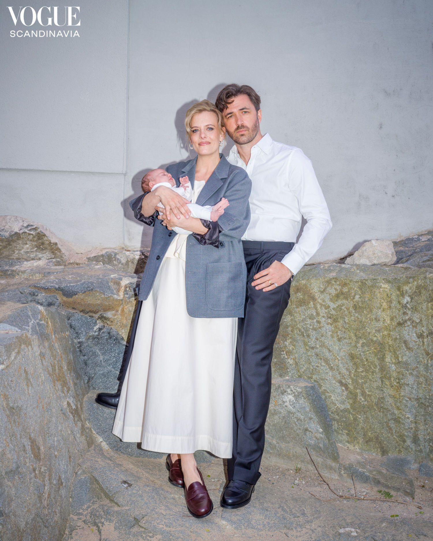 Niklas and Karin Agild from Love is Blind Sweden photographed with baby ...