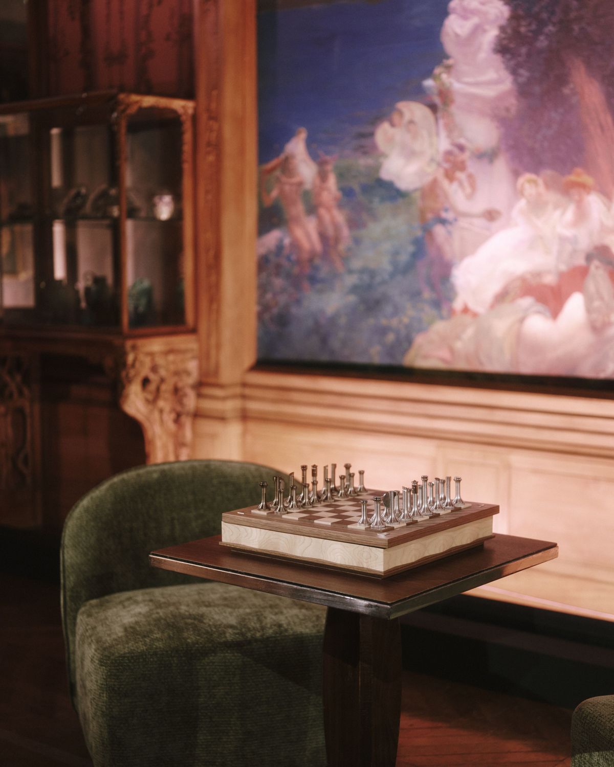 At the Musée des Arts Décoratifs in Paris, Cartier unveiled the third ...