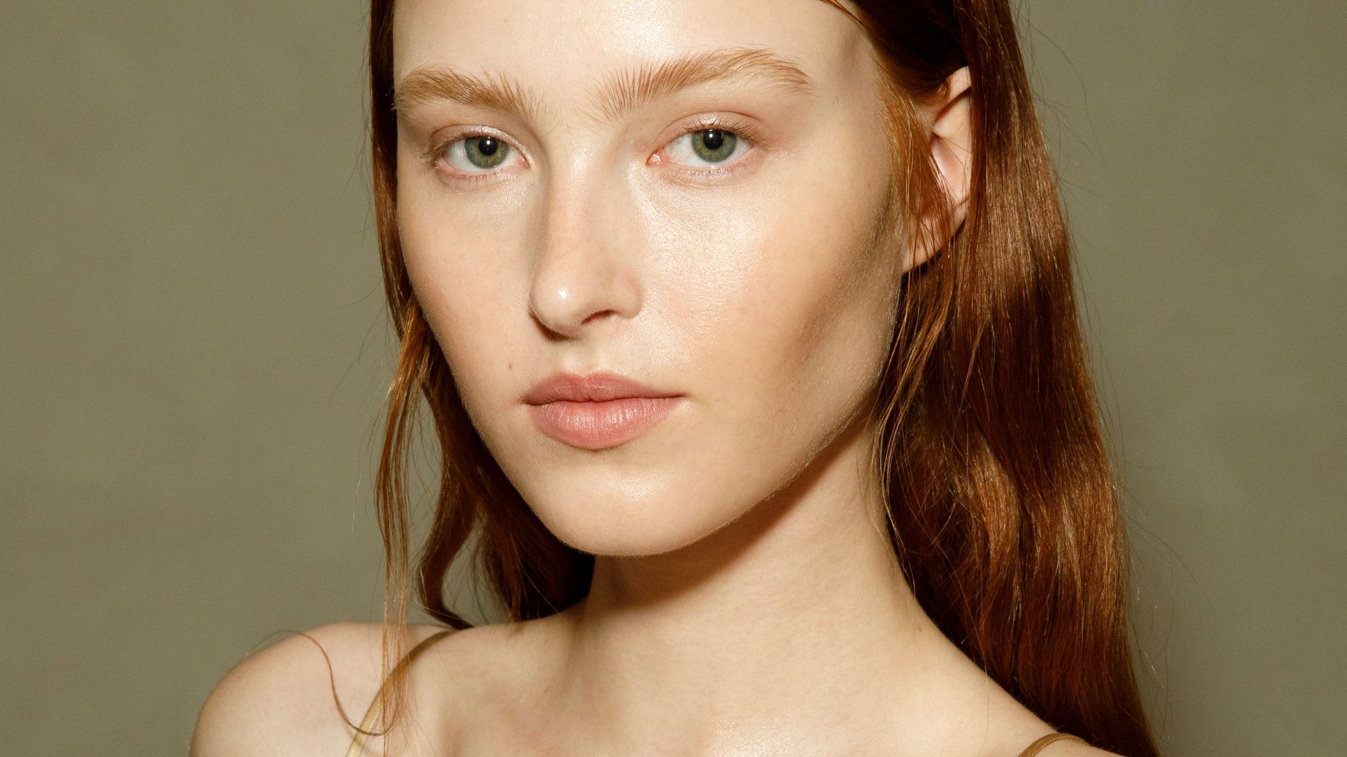 Why your neck and décolleté need moisture, too - Vogue Scandinavia