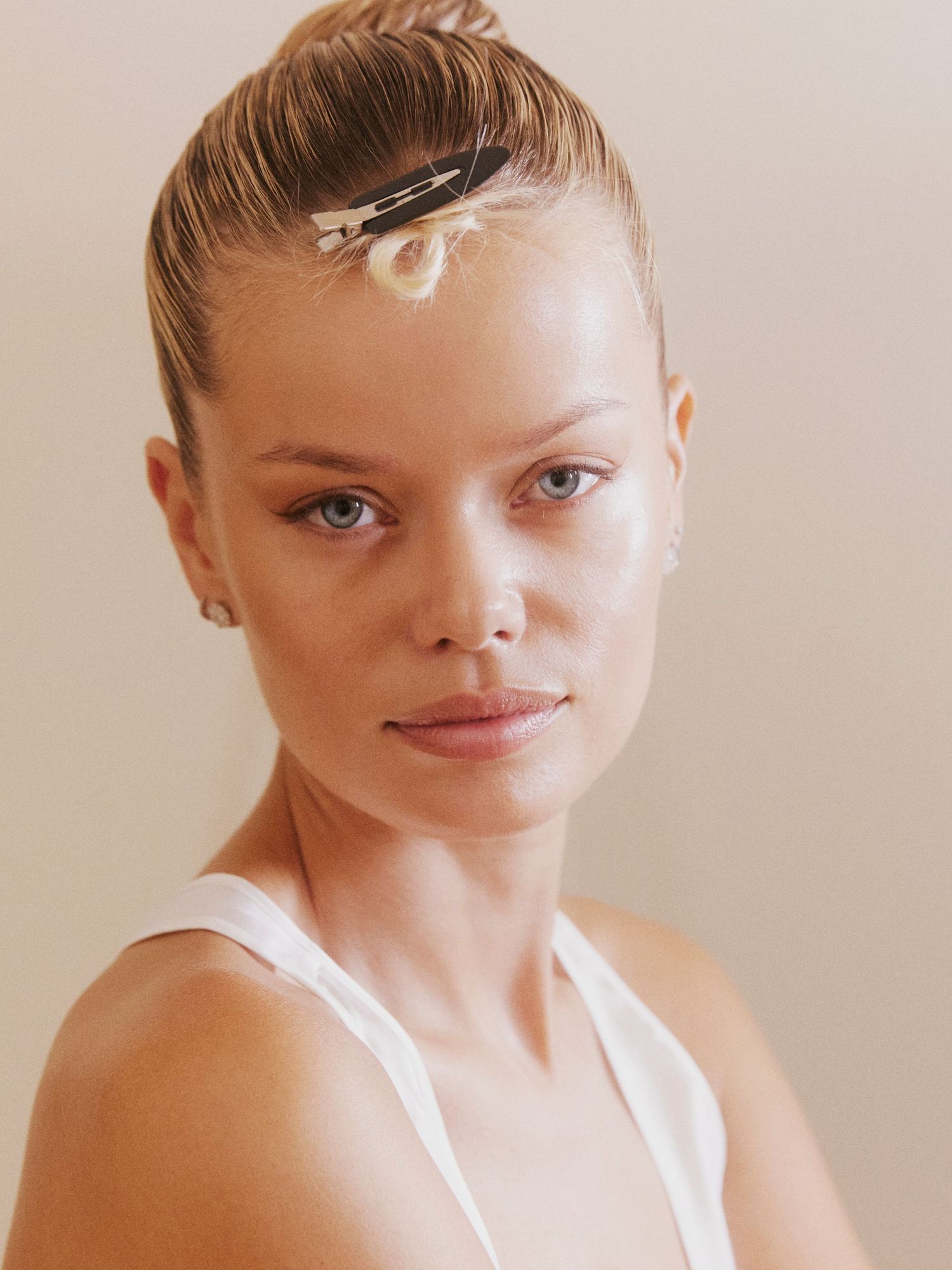 Get ready with Norwegian model Frida Aasen for the Cannes red carpet ...