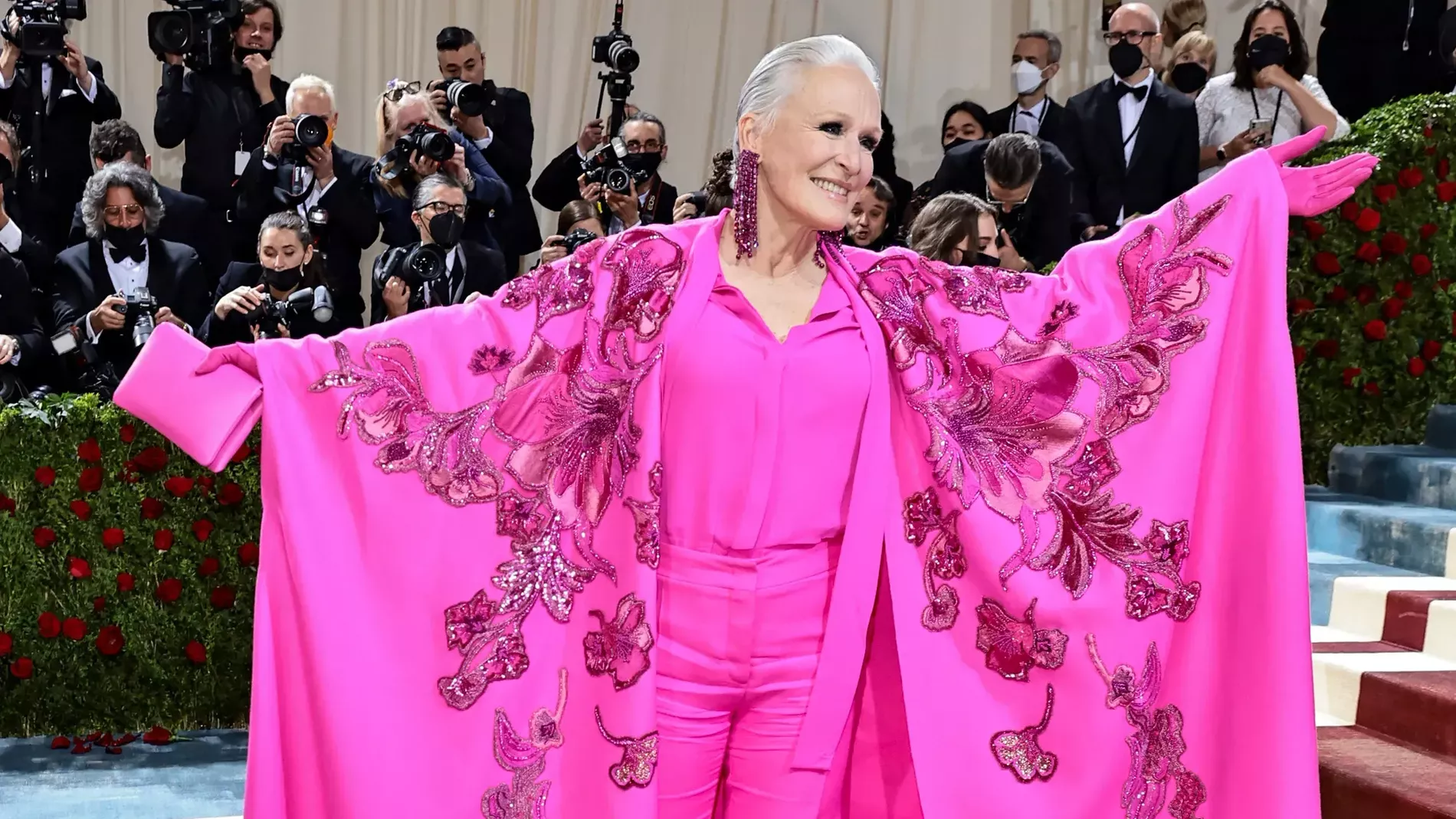 These celebs proved that Valentino pink was a Met Gala moment - Vogue ...