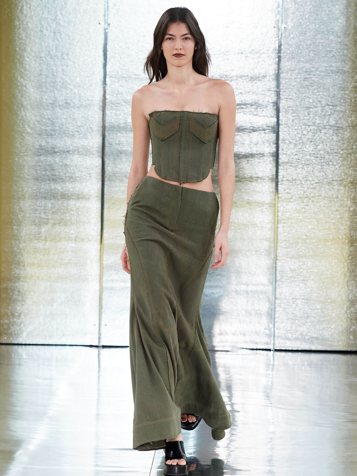 Visionary Ukrainian label TG Botanical flexes experimental techniques ...